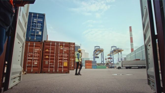 Reefer Cargo | CStar Line | Dubai, United Arab Emirates